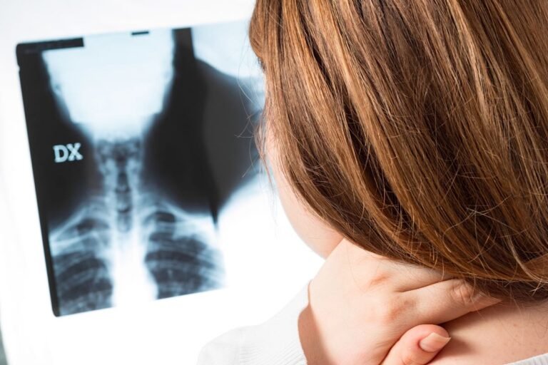 Comment traiter une hernie discale cervicale